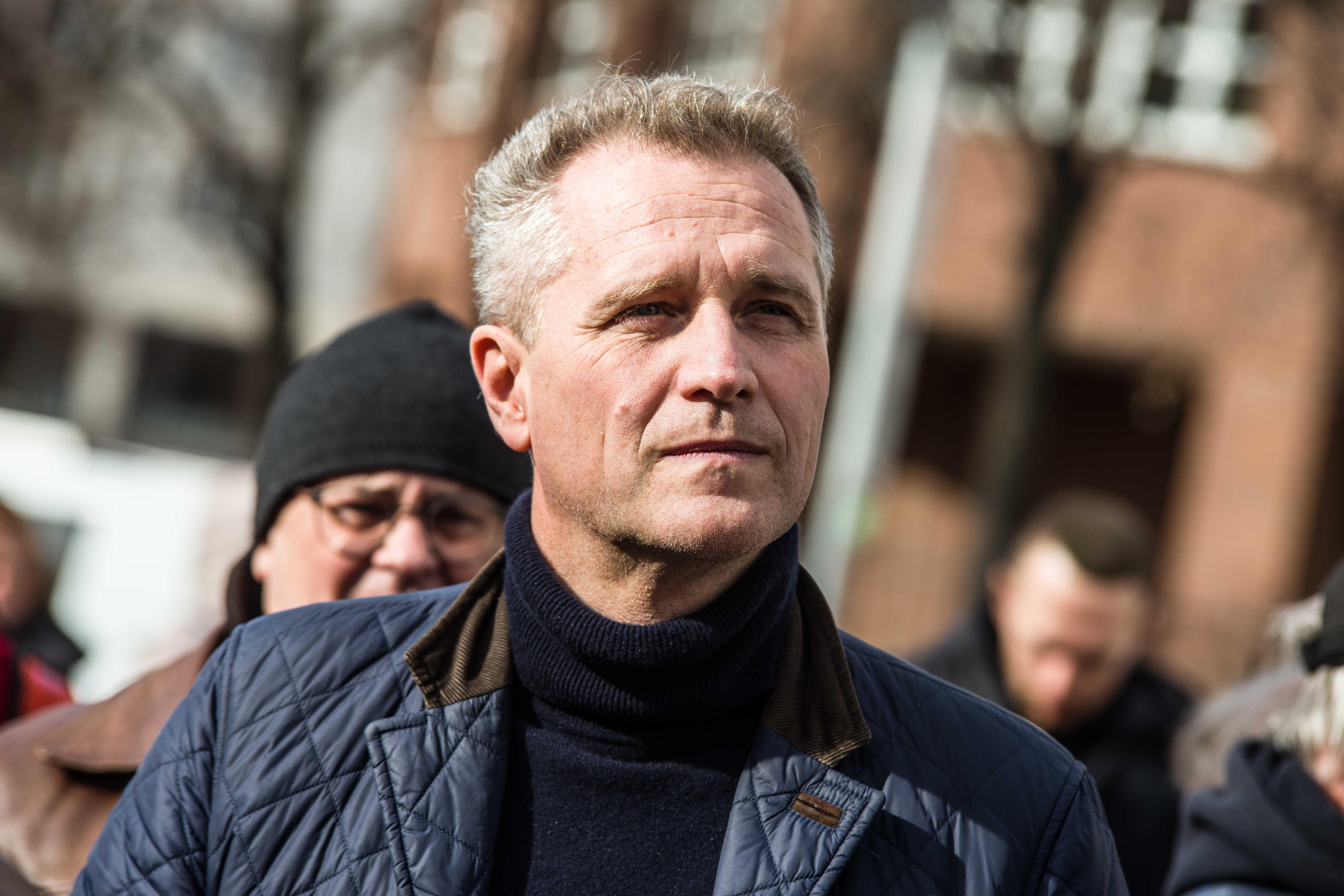 AfD-Politiker Bystron soll Münchner Scheinadresse genutzt haben | BR24