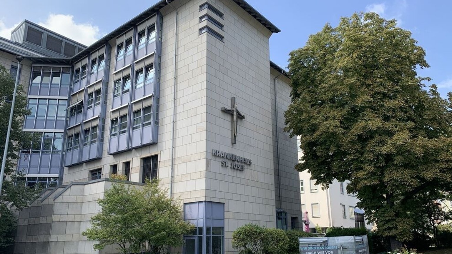 Überraschung: St. Josef Krankenhaus schließt doch nicht | BR24