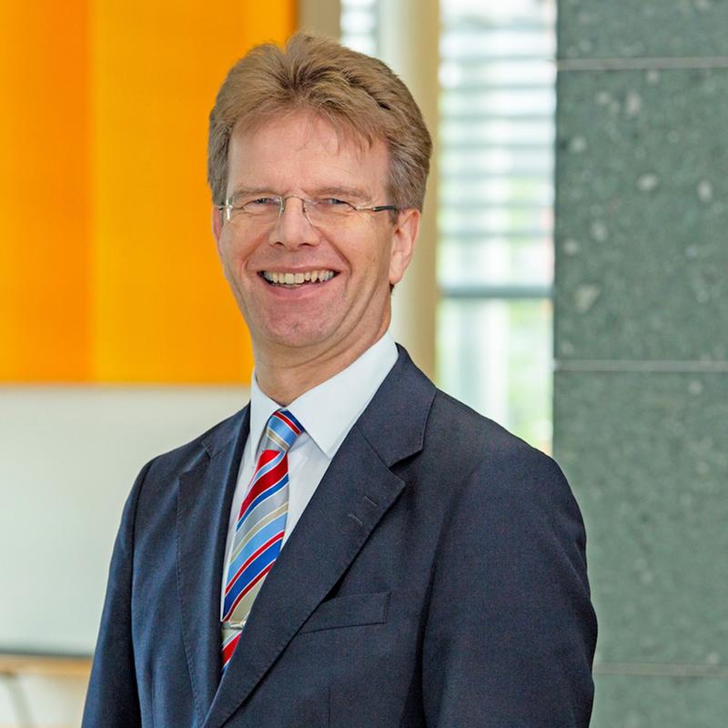 Debatte um Barenboim: Gespräch mit Gerald Mertens vom DOV - Klassik ...