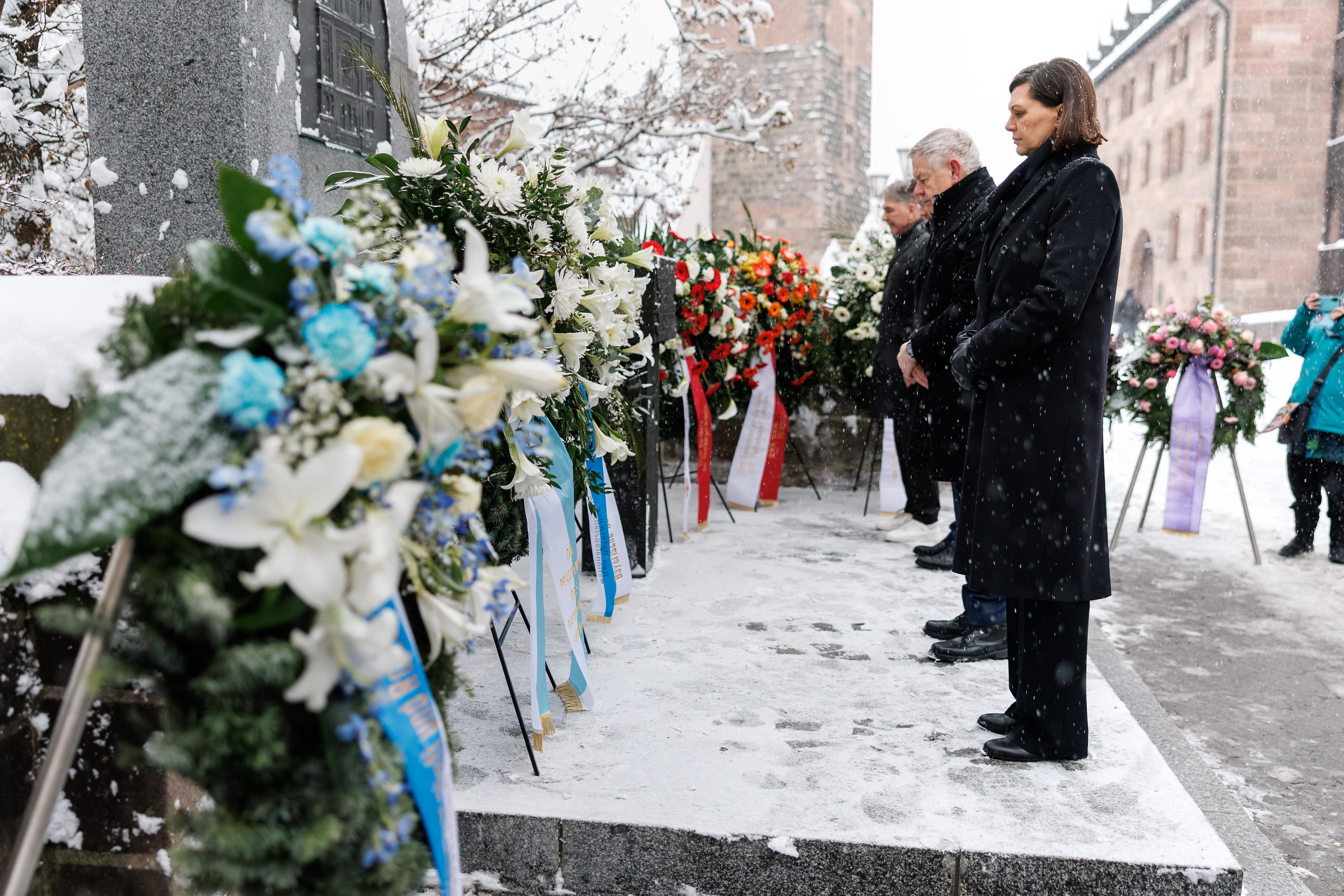 Holocaust-Gedenken: "Antisemitismus muss rote Linie sein" | BR24