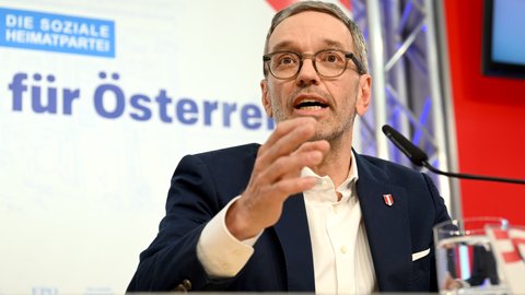 Österreich: FPÖ-Chef Kickl will mit ÖVP reden und Kanzler werden | BR24