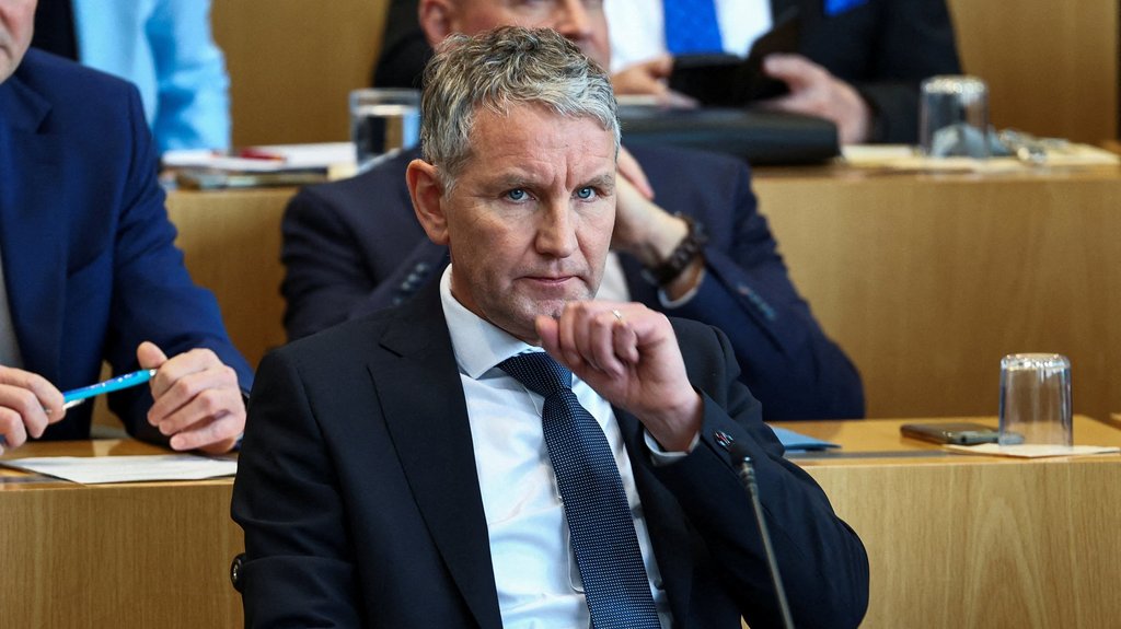 Kommunen wollen Redeverbot für AfD-Politiker Höcke | BR24