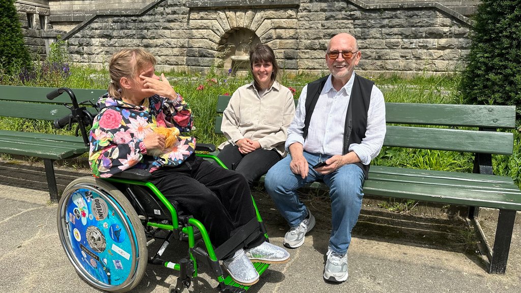 Für ein selbstbestimmtes Leben: Johanna braucht mehr Geld | BR24