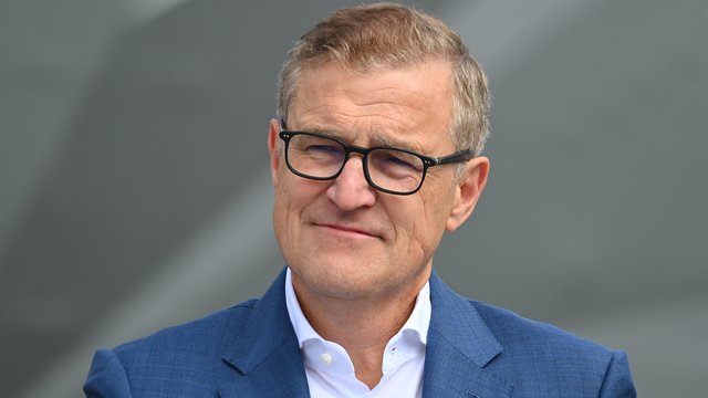 FC Bayern verlängert Vertrag mit Vorstandschef Dreesen bis 2027 | BR24