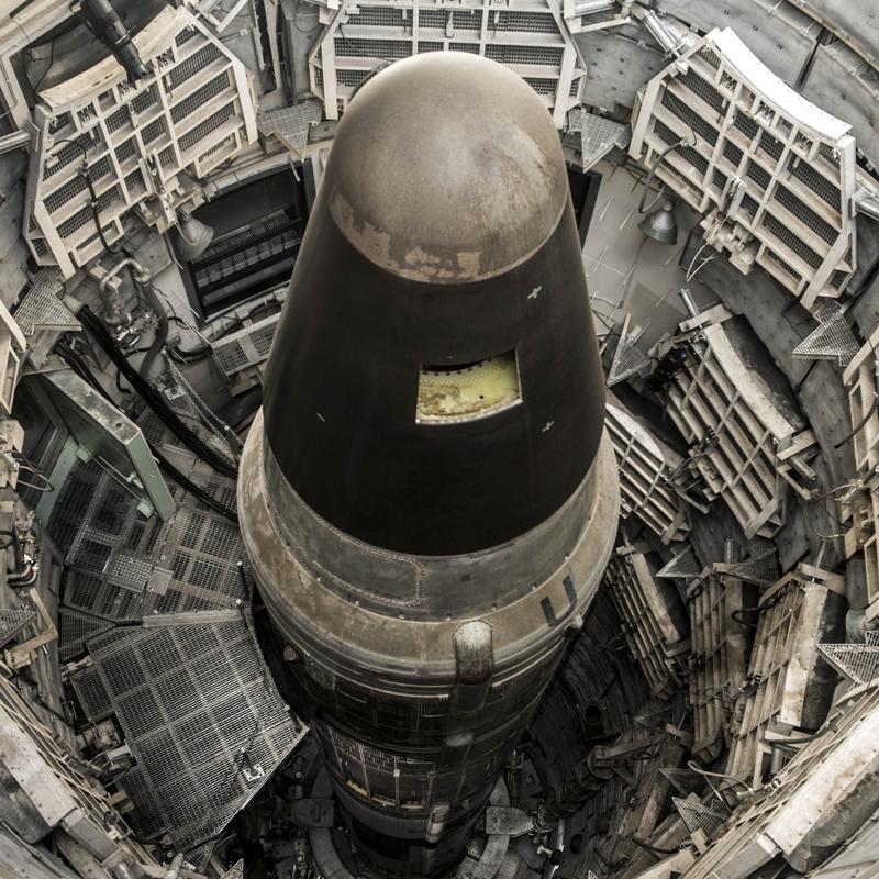 Oppenheimer, das Manhattan-Projekt und Zeitalter der Atombombe - IQ ...