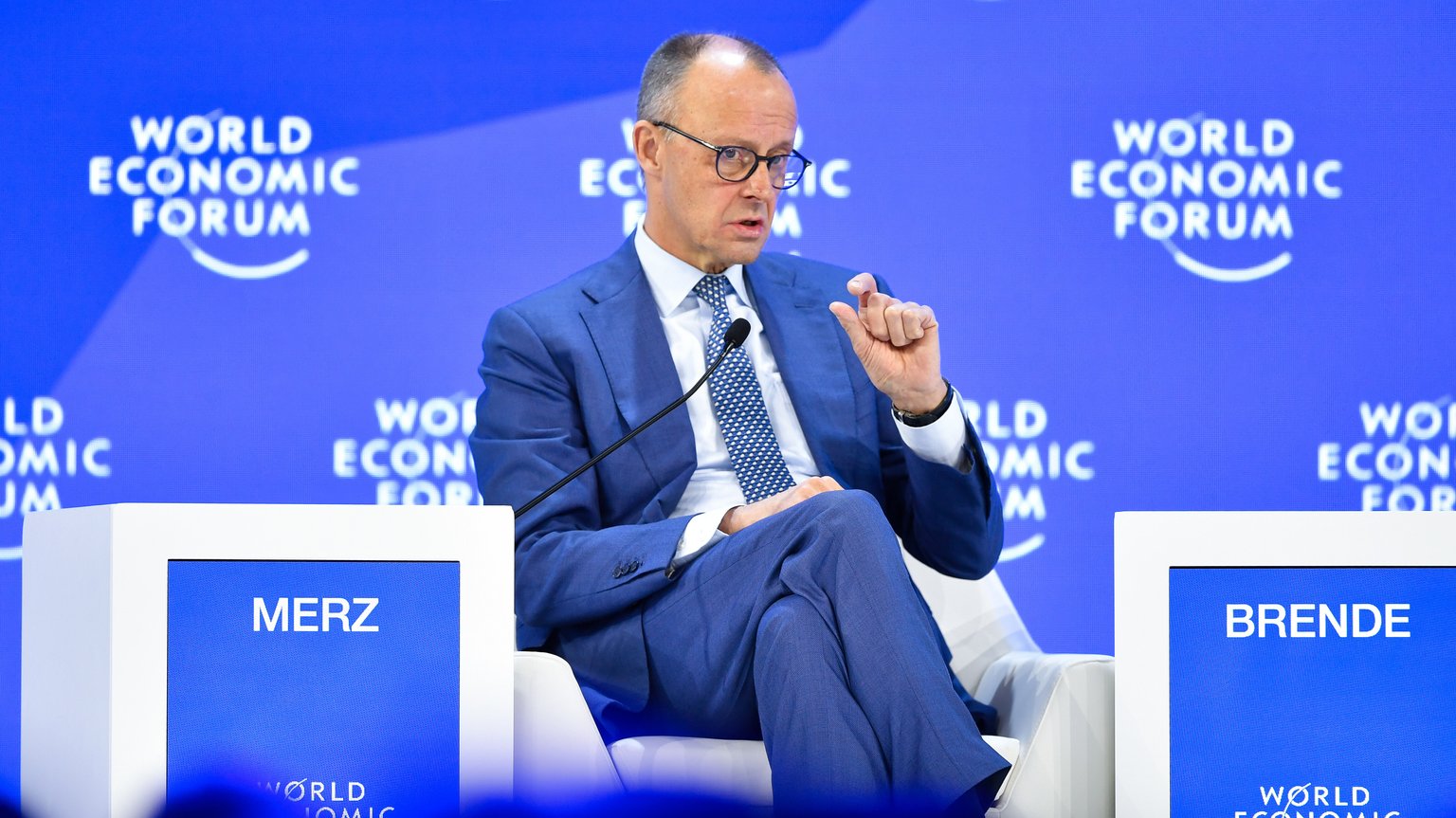 Merz in Davos: Europäische Stärke betonen | BR24
