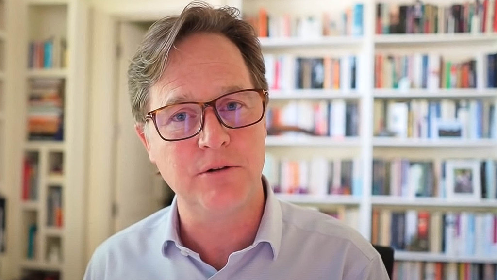 Bekommt Trump seine Konten bei Facebook und Instagram zurück? | BR24