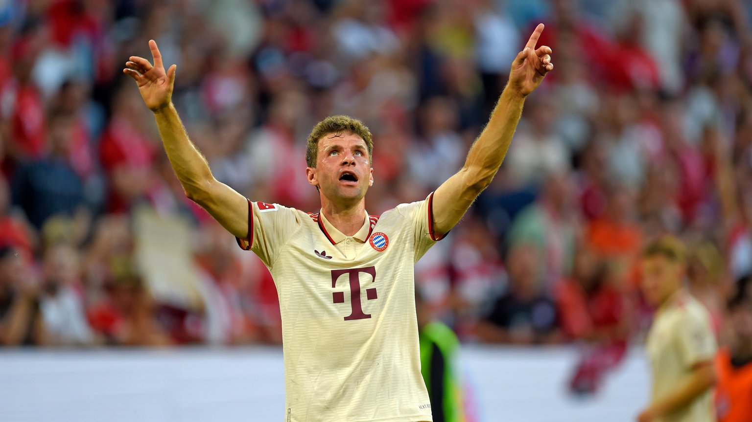 Alles Müller oder was? FC Bayern gewinnt Bundesliga-Klassiker | BR24