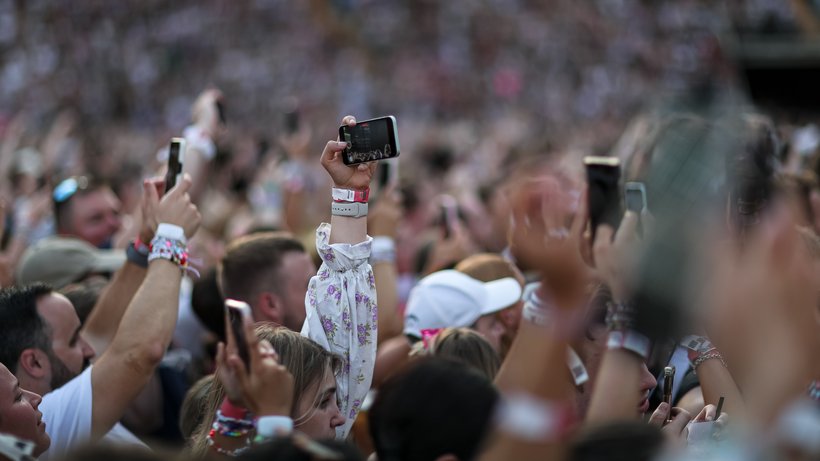 Neue Funktion "Spotify Reserved": Konzerttickets für echte Fans | BR24