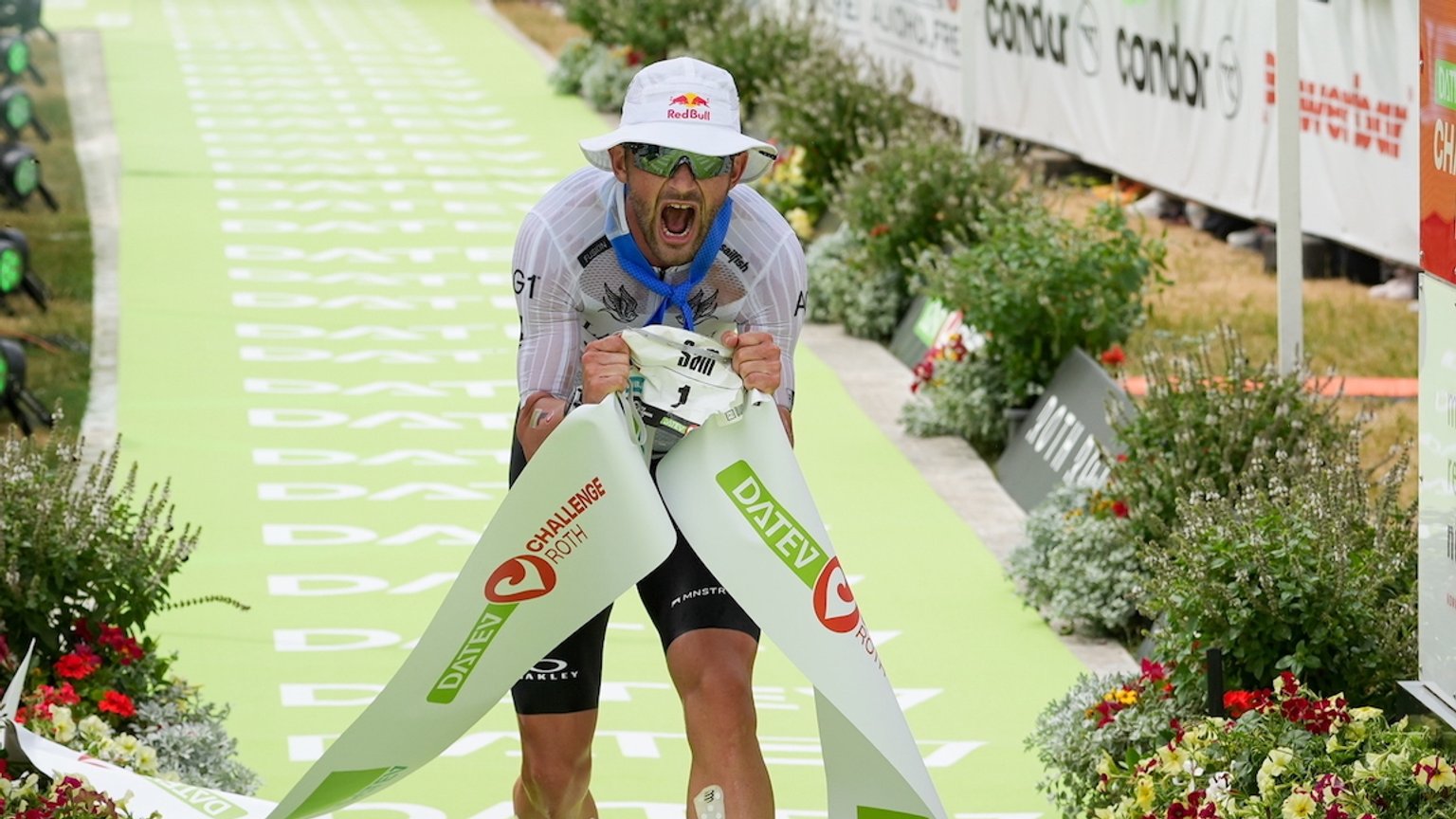 Challenge Roth: Laidlow gewinnt vor Schomburg und Stratmann | BR24