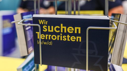 "Job Secret": Der BND geht unter die Podcaster | BR24