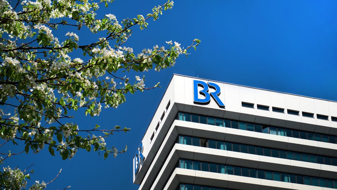 #Faktenfuchs: Wer wir sind und wie wir uns finanzieren | BR24