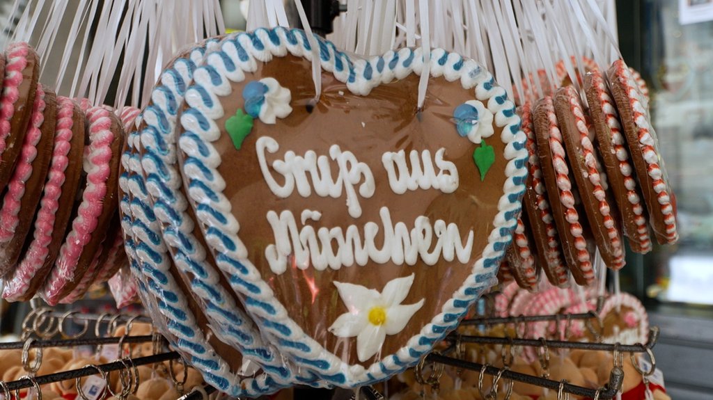 Ein Monat bis zum Oktoberfest: Vorfreude und Geduldsprobe | BR24