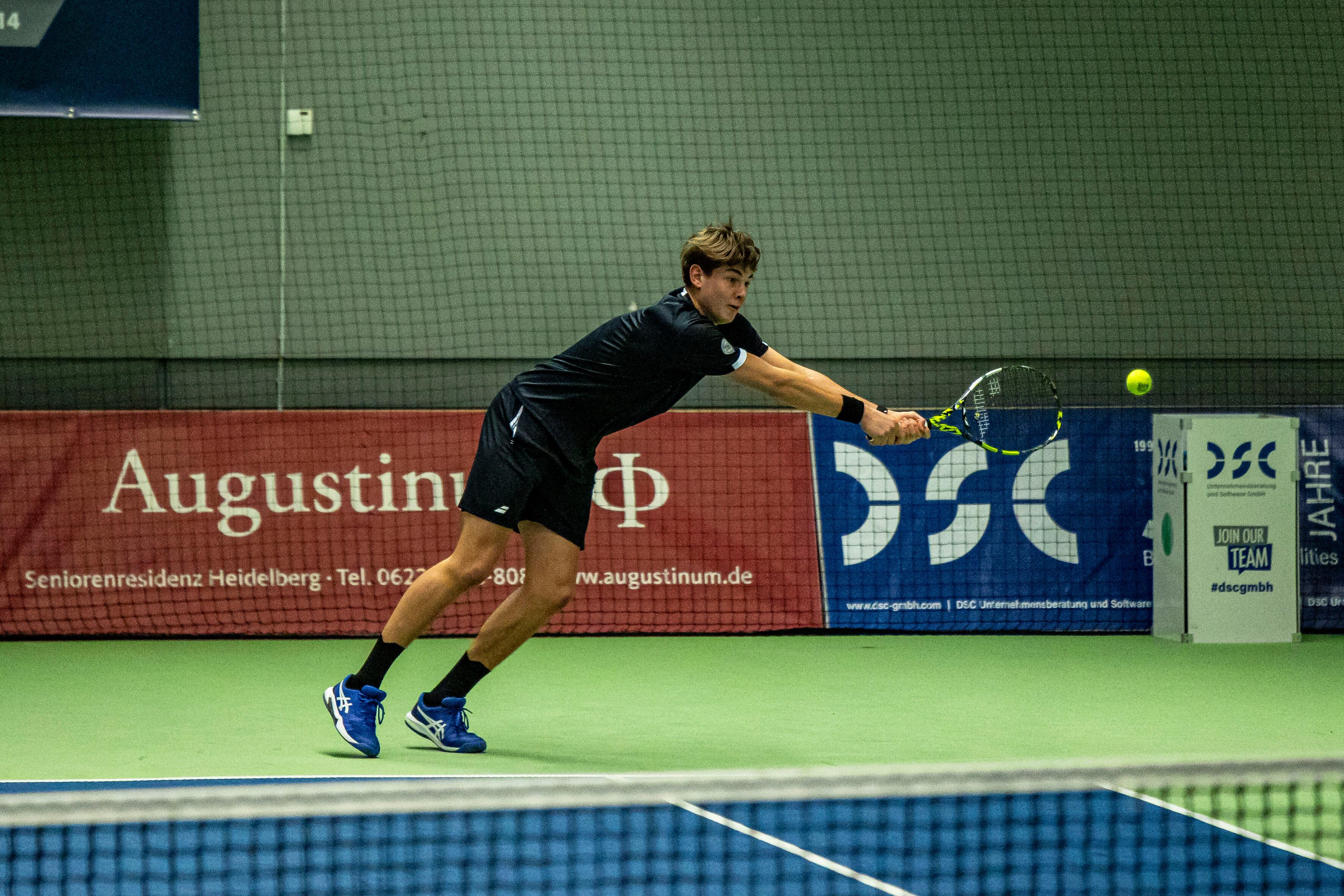 Tennisboom in Bayern: Volle Plätze, lange Wartelisten | BR24