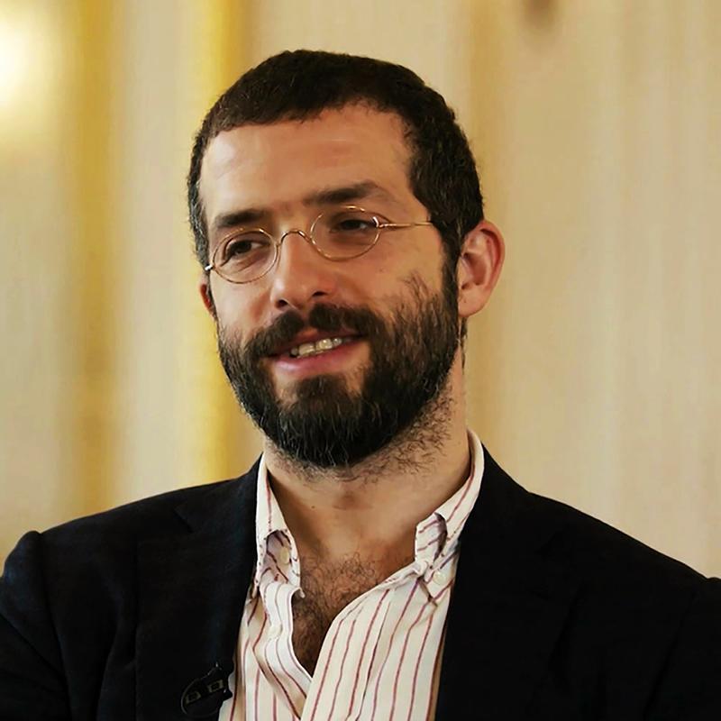 Interview mit dem Dirigenten Omer Meir Wellber - Klassik aktuell | BR ...