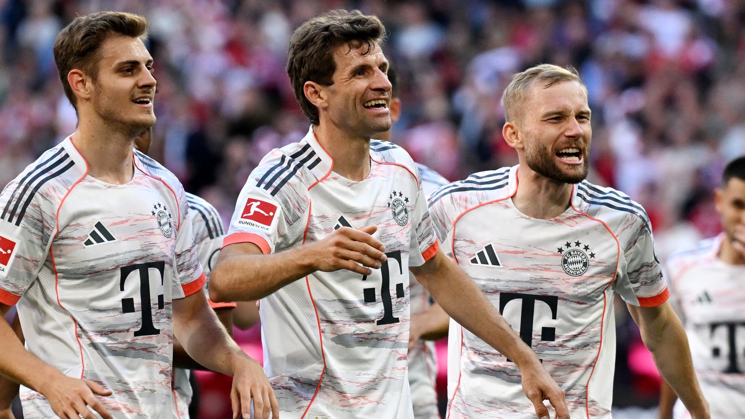 Alles Müller oder was? FC Bayern gewinnt Bundesliga-Klassiker | BR24