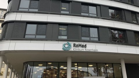 Durchsuchungen bei Rosenheimer RoMed Kliniken | BR24