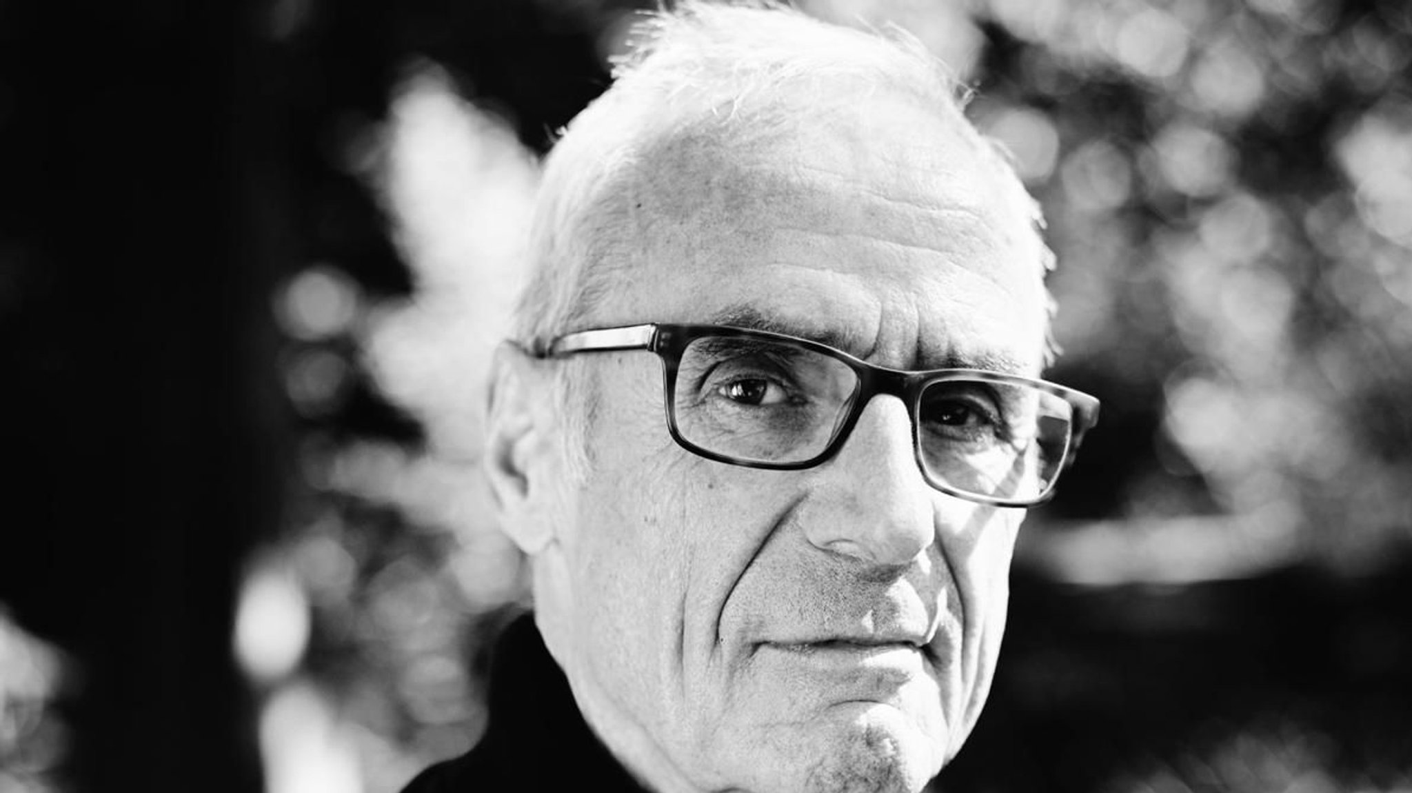 Erlanger Schriftsteller Tommie Goerz ist gestorben | BR24