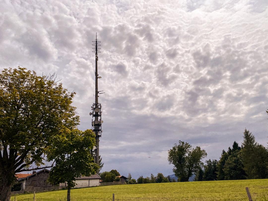 1&1 startet Betrieb des vierten Mobilfunknetzes in Deutschland | BR24