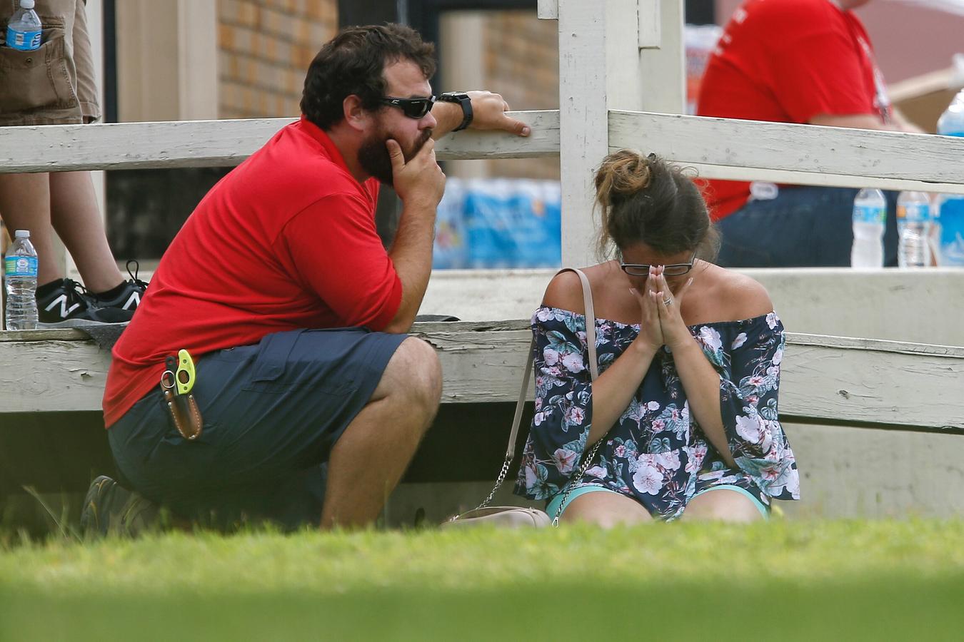 Zehn Tote Bei Sch ssen An High School In Texas BR24 zehn-tote-bei-sch-ssen-an-high-school-in-texas-br24