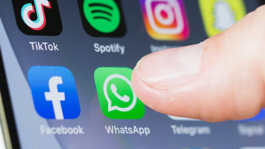 Epstein-Akten: Wie Trump sich aus der Affäre winden will | BR24