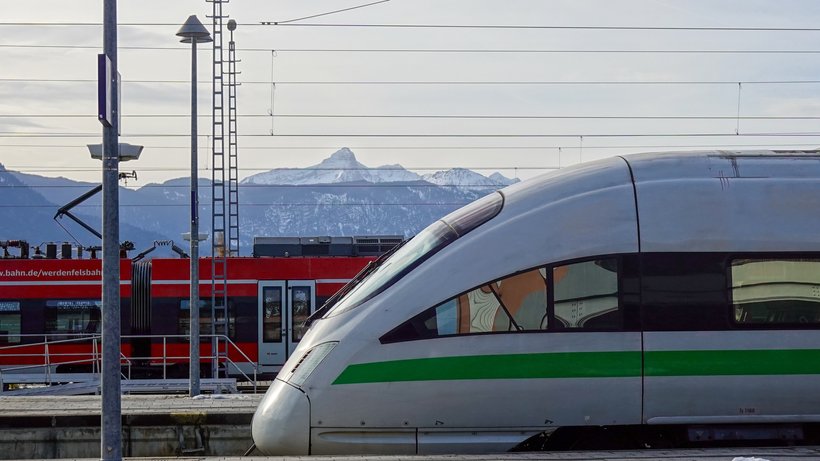 Aus für Alpen-ICEs: "Schlag ins Gesicht" – Kritik an Bahn-Plänen | BR24