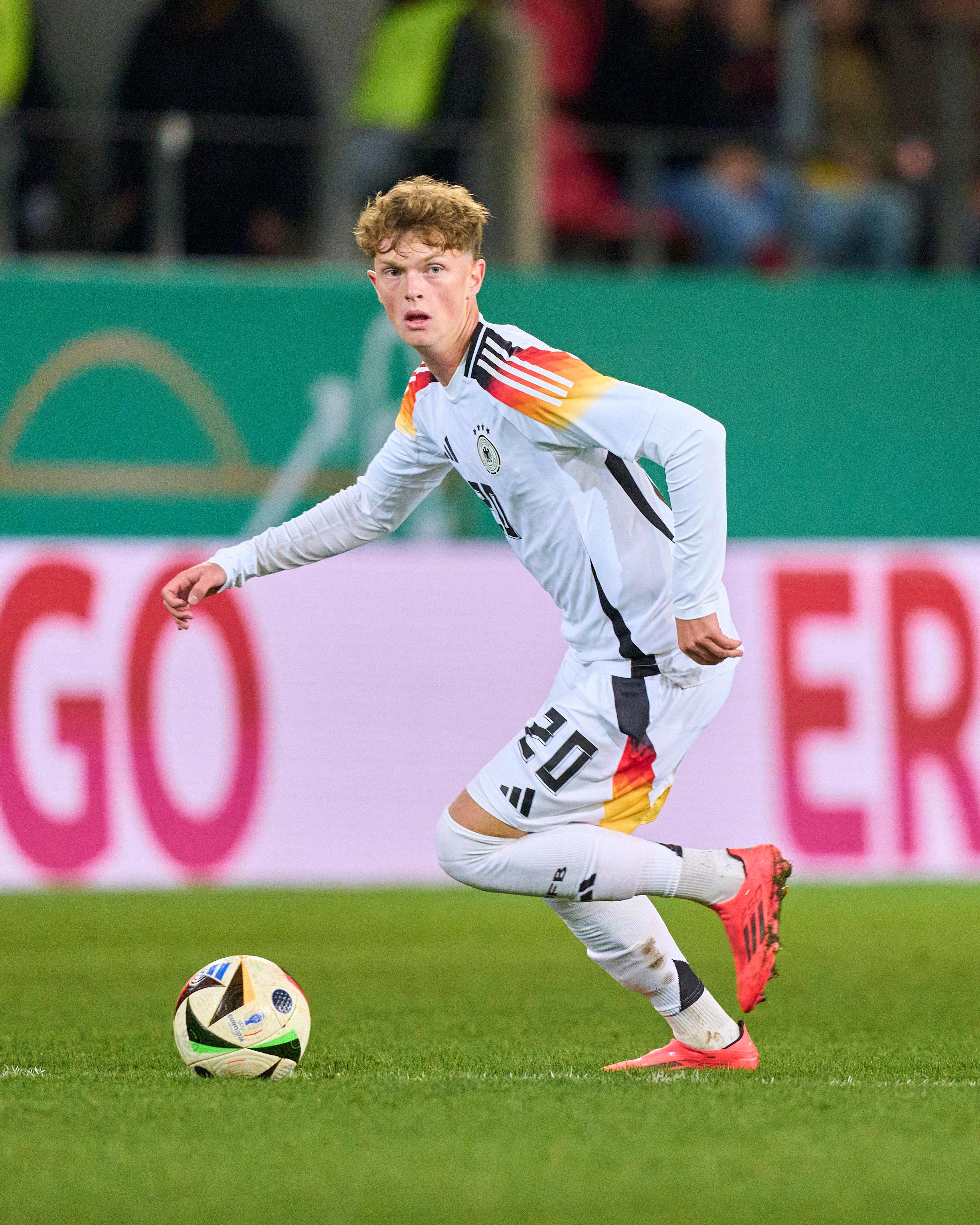 Dank Wanner-Traum-Tor: U21 beendet EM-Qualifikation ungeschlagen | BR24