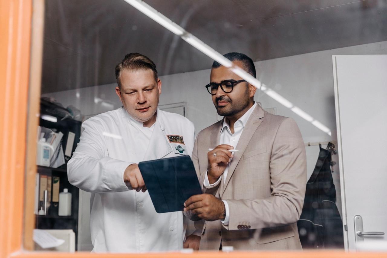 IHK Schwaben begrüßt Fachkräfte-Einwanderungsgesetz | BR24