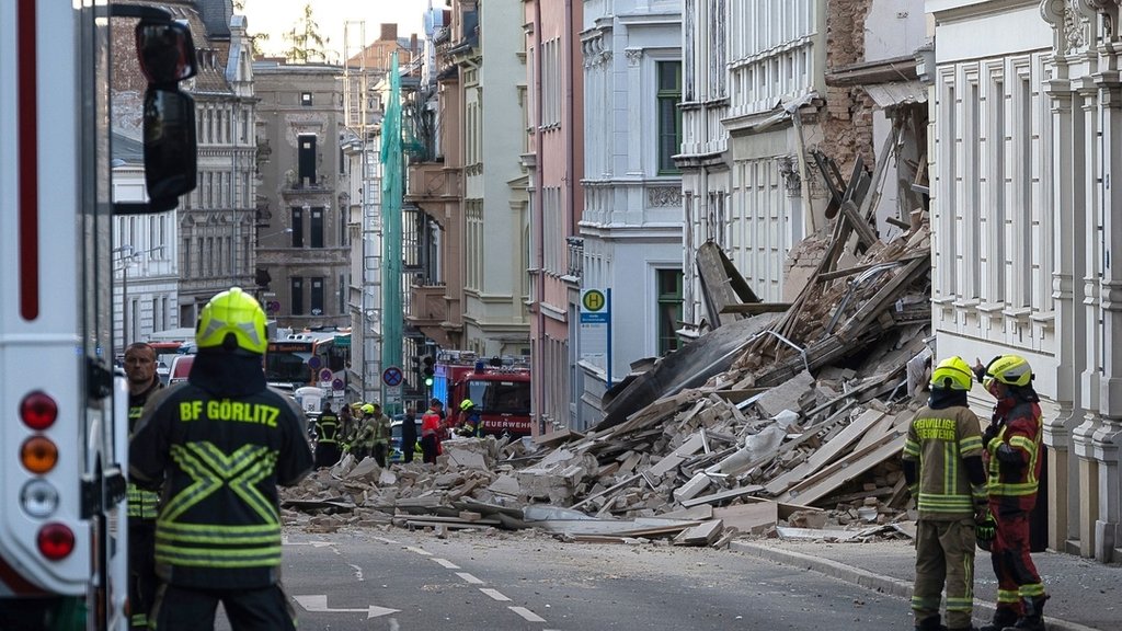 Wohl Gasexplosion in Görlitz – drei Menschen weiter vermisst | BR24