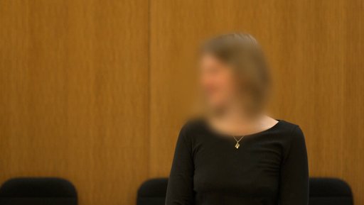Prozess gegen Hanna S.: Applaus für die Angeklagte | BR24
