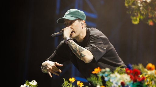 Der nette Rapper: Casper will "nur liebe, immer" | BR24