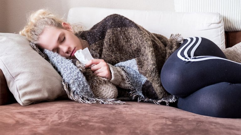 Influenza-Saison: Lohnt sich jetzt noch eine Grippeimpfung? | BR24