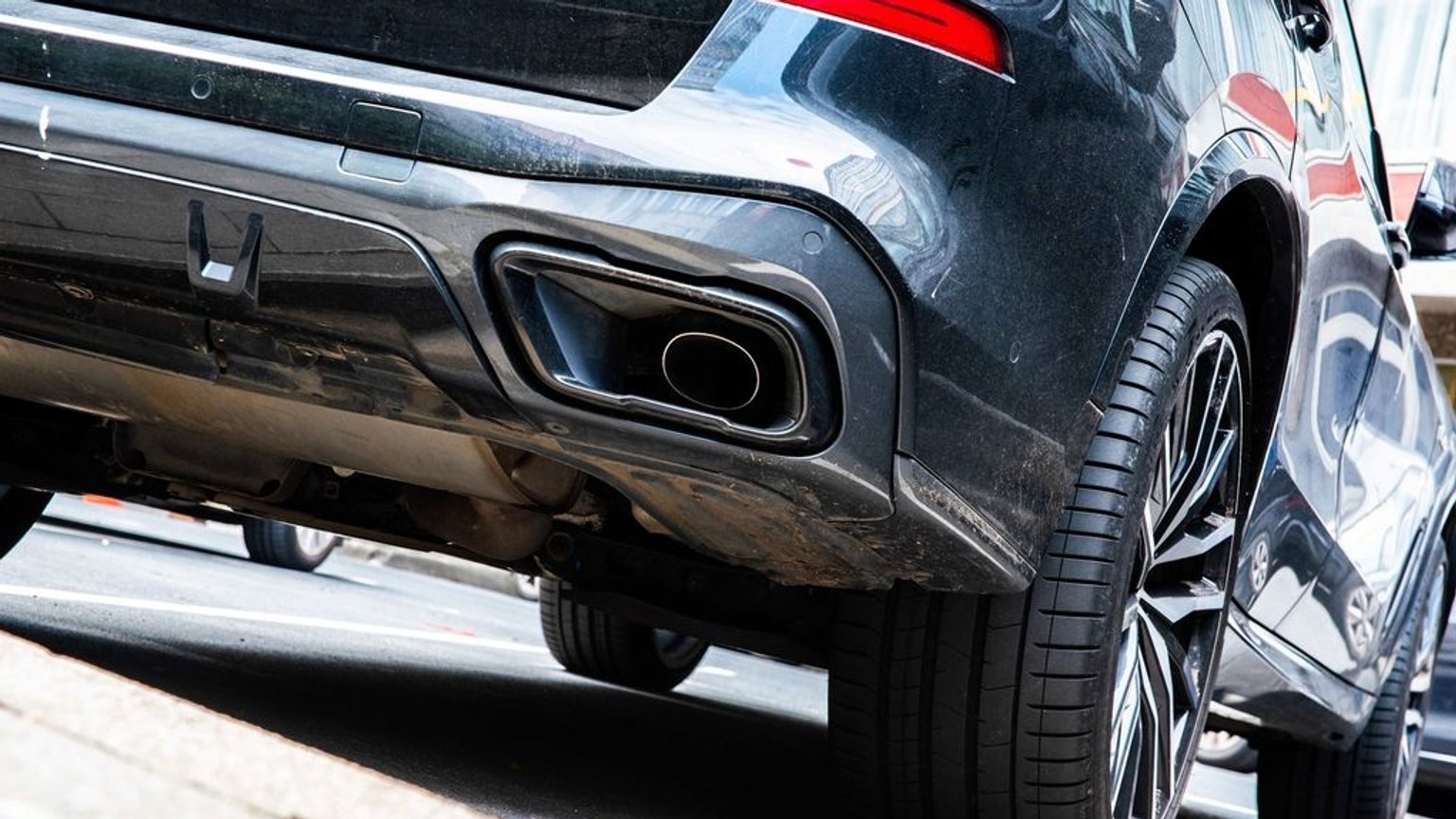 EU will Verbrenner-Aus ab 2035 "schnellstmöglich" überprüfen | BR24