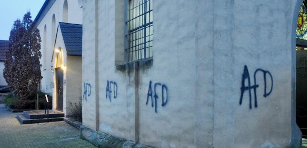 Bischofsweihe: Paul Reder ist Würzburgs neuer Weihbischof | BR24