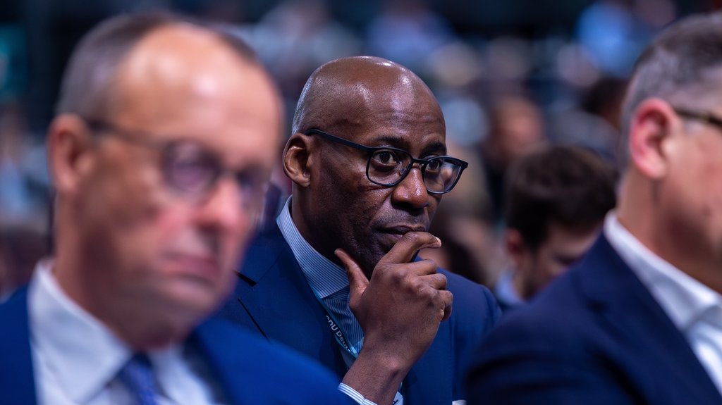 München: Auto fährt in Menschengruppe – was wir bisher wissen | BR24