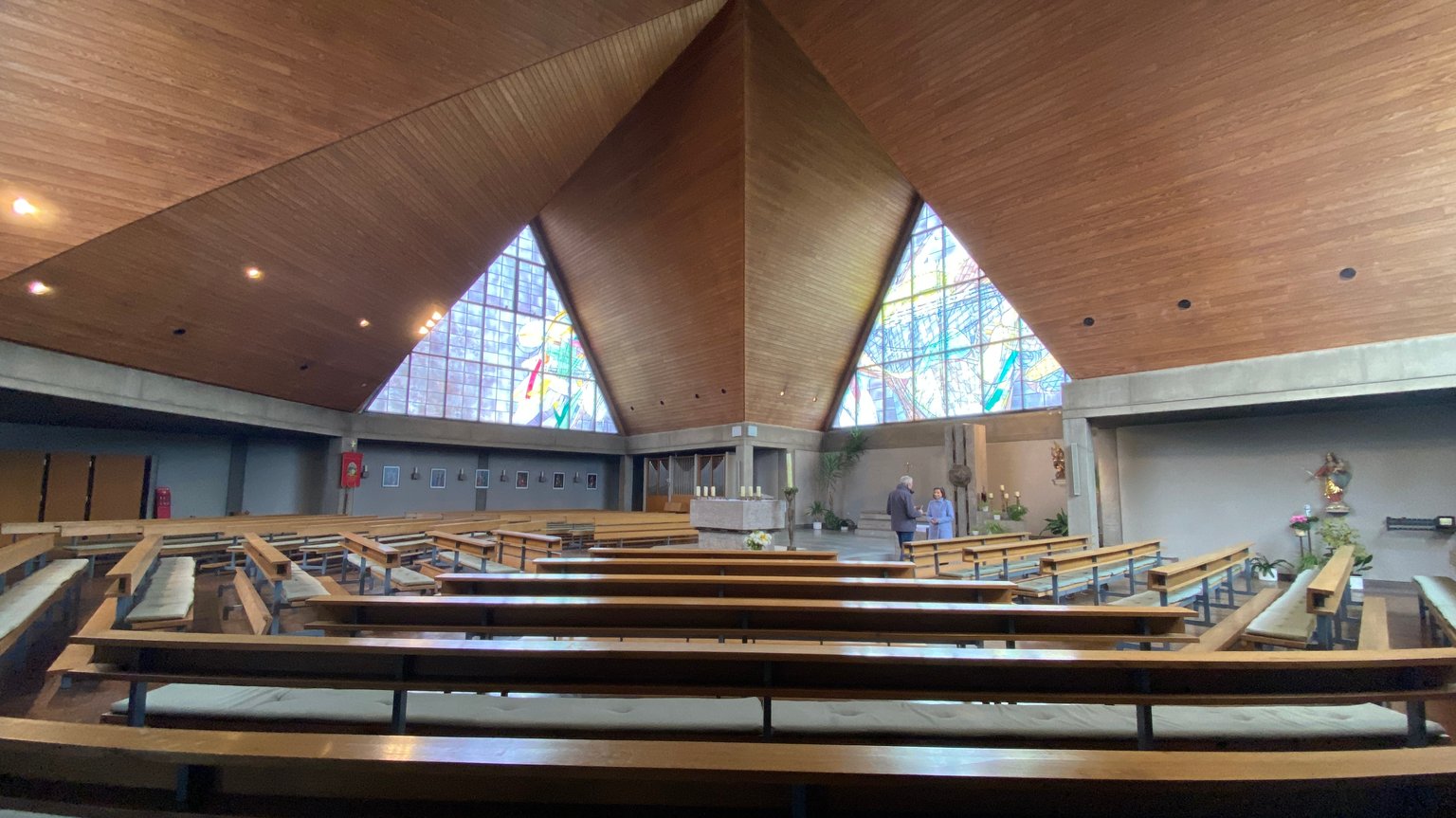 Bischofsweihe: Paul Reder ist Würzburgs neuer Weihbischof | BR24