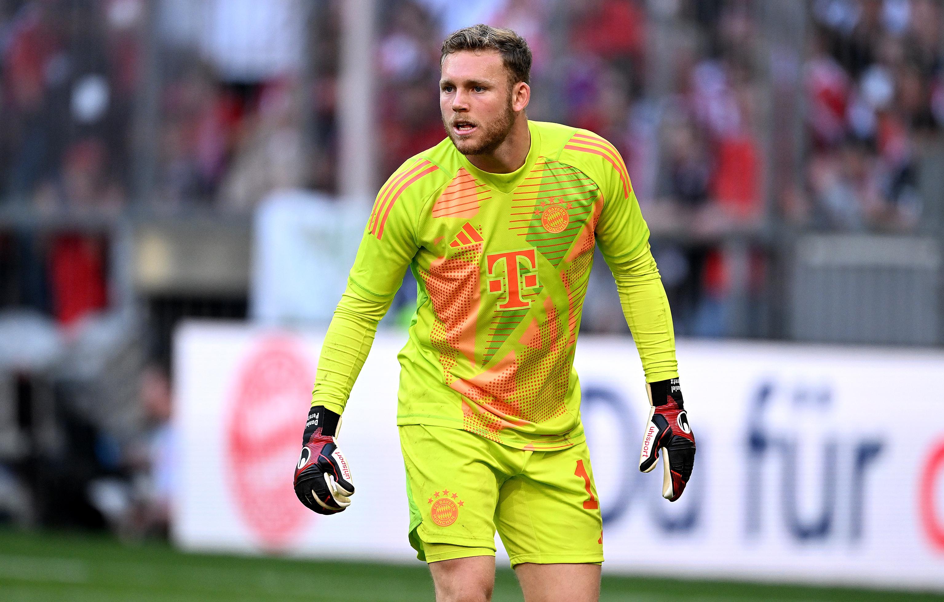 Olympia-Aus: Bayern-Torwart Daniel Peretz verletzt sich schwer | BR24