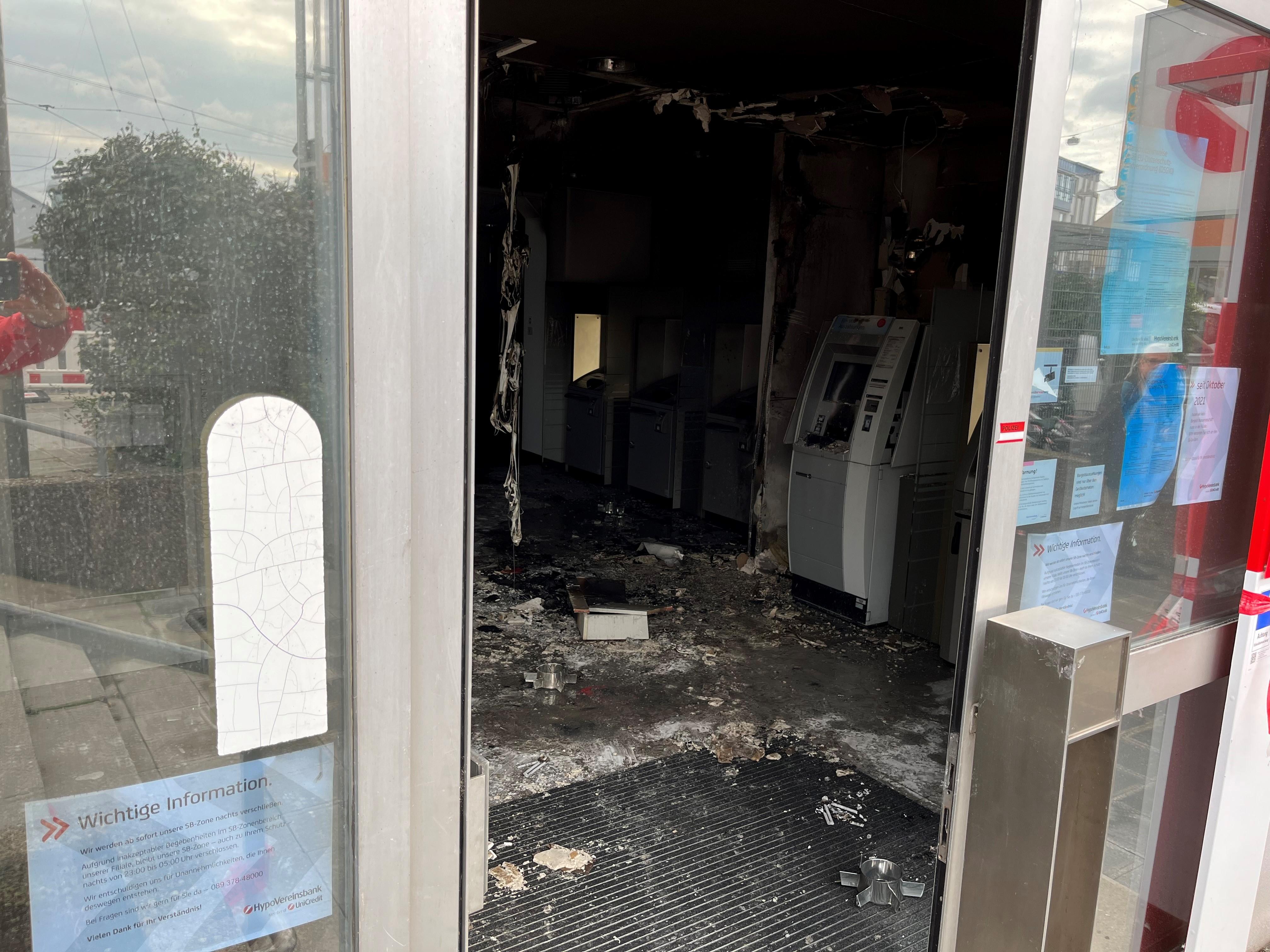 Knall in Nürnberg: Geldautomatensprengung in Mögeldorf | BR24