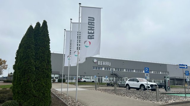 US-Holding übernimmt Auto-Sparte der Rehau AG | BR24