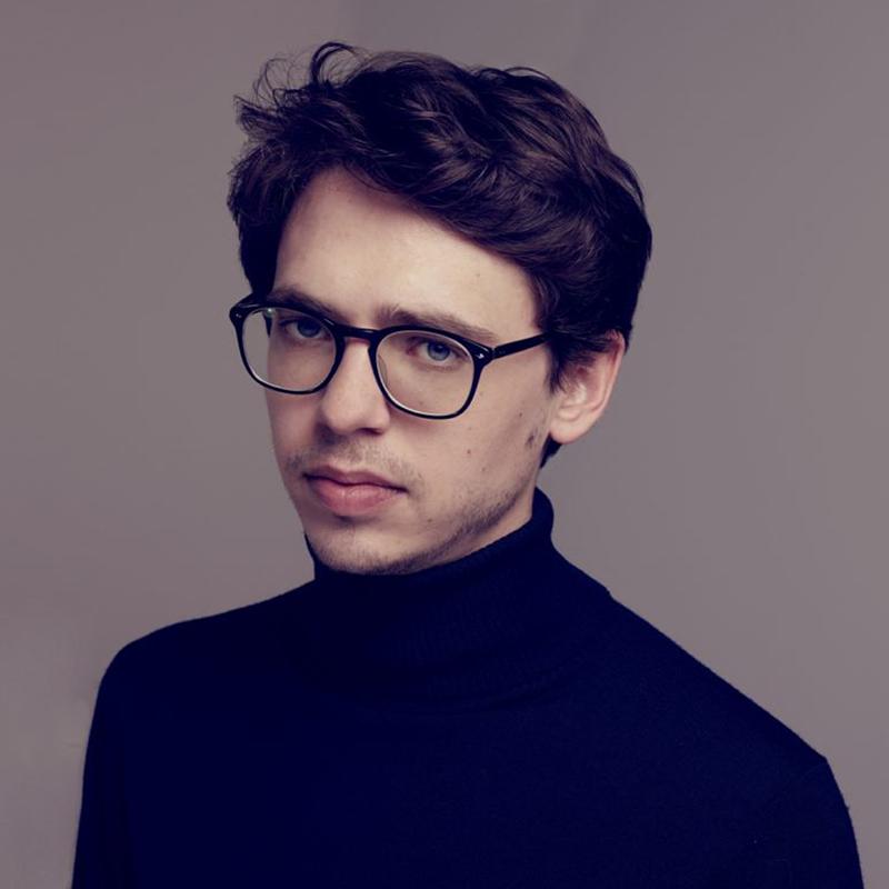 Der Pianist Lucas Debargue im Interview: "Die Noten sind alles, was wir ...