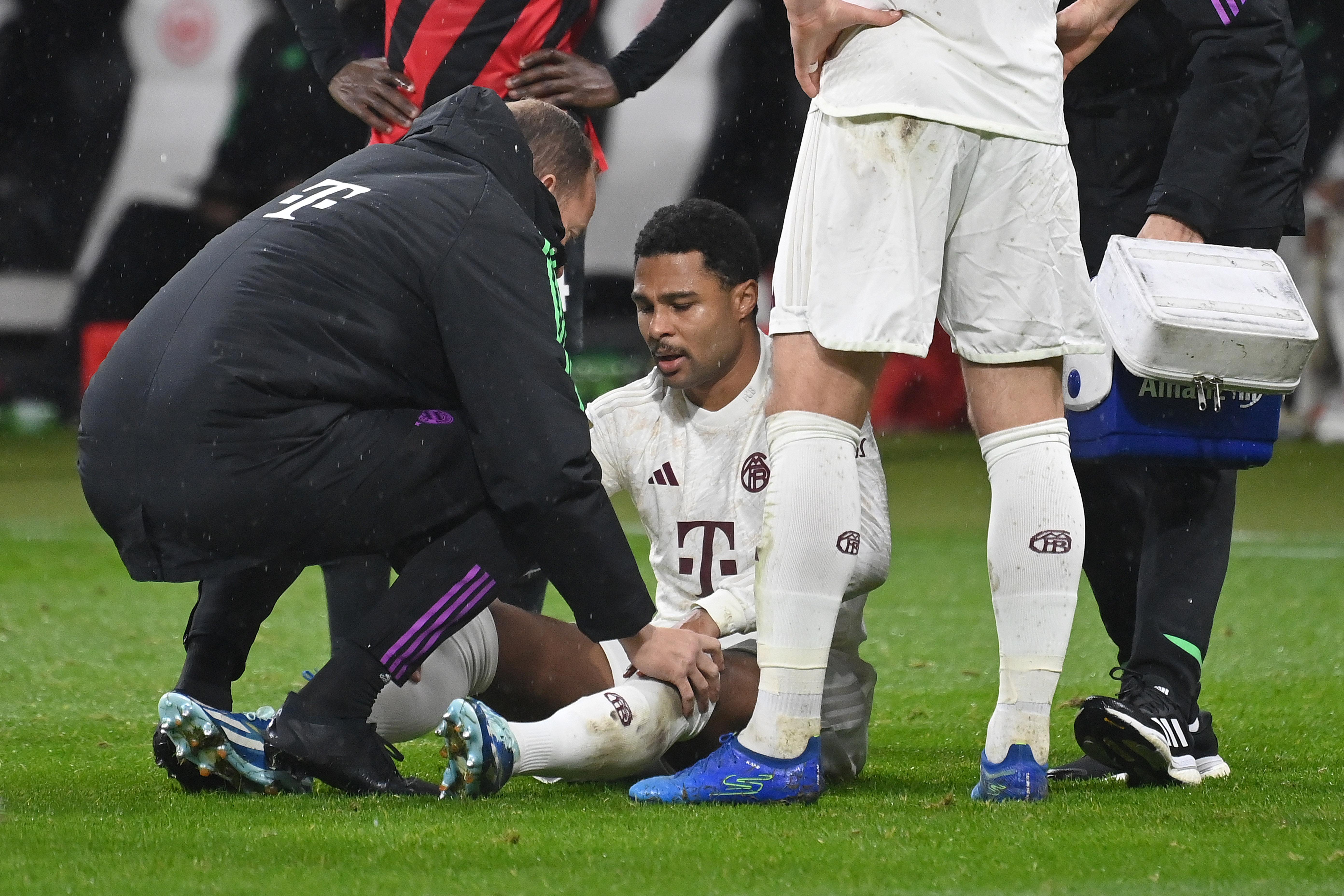 Gnabry fehlt FC Bayern in den "kommenden Spielen" | BR24